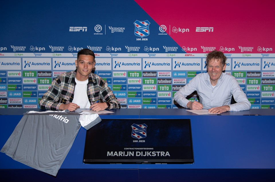 Doelman Dijkstra (18) langer bij sc Heerenveen Doelman Dijkstra (18) langer bij sc Heerenveen