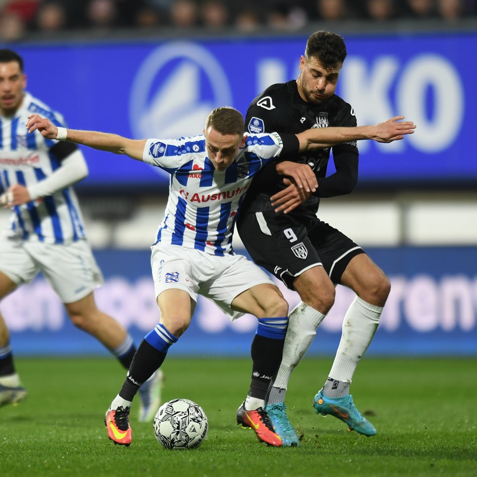 Sarr leidt sc Heerenveen naar langverwachte zege Sarr leidt sc Heerenveen naar langverwachte zege