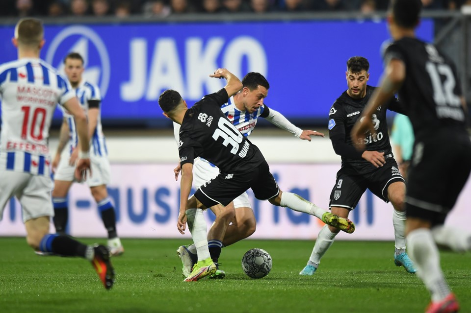 Sarr leidt sc Heerenveen naar langverwachte zege Sarr leidt sc Heerenveen naar langverwachte zege